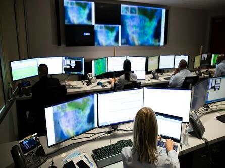 ADS-B Air Traffic Surveillance | L3Harris® Fast. Forward.
