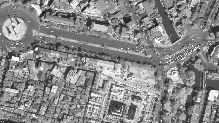 high resolution satellite images